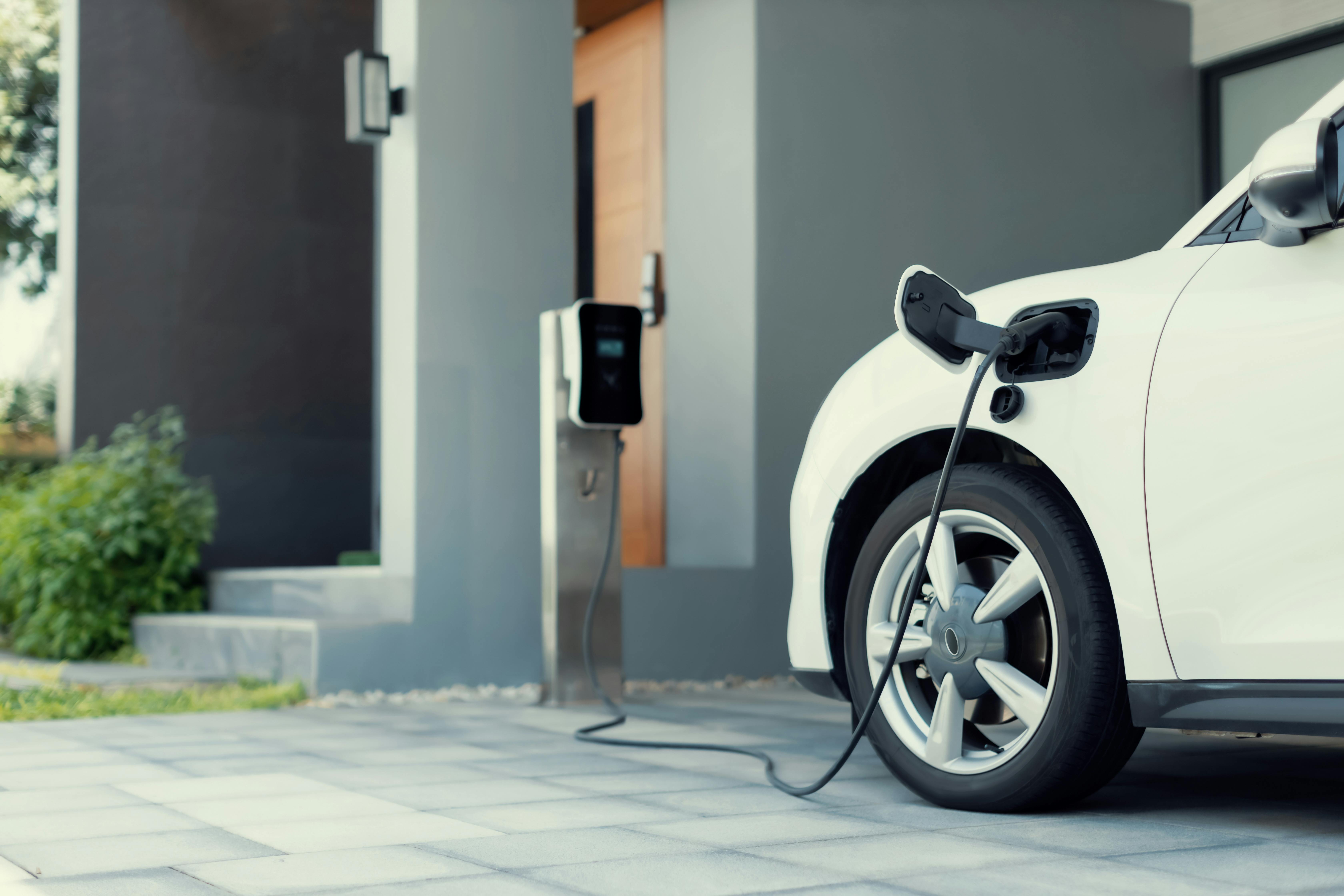 Electric Car Charging: The Definitive Guide